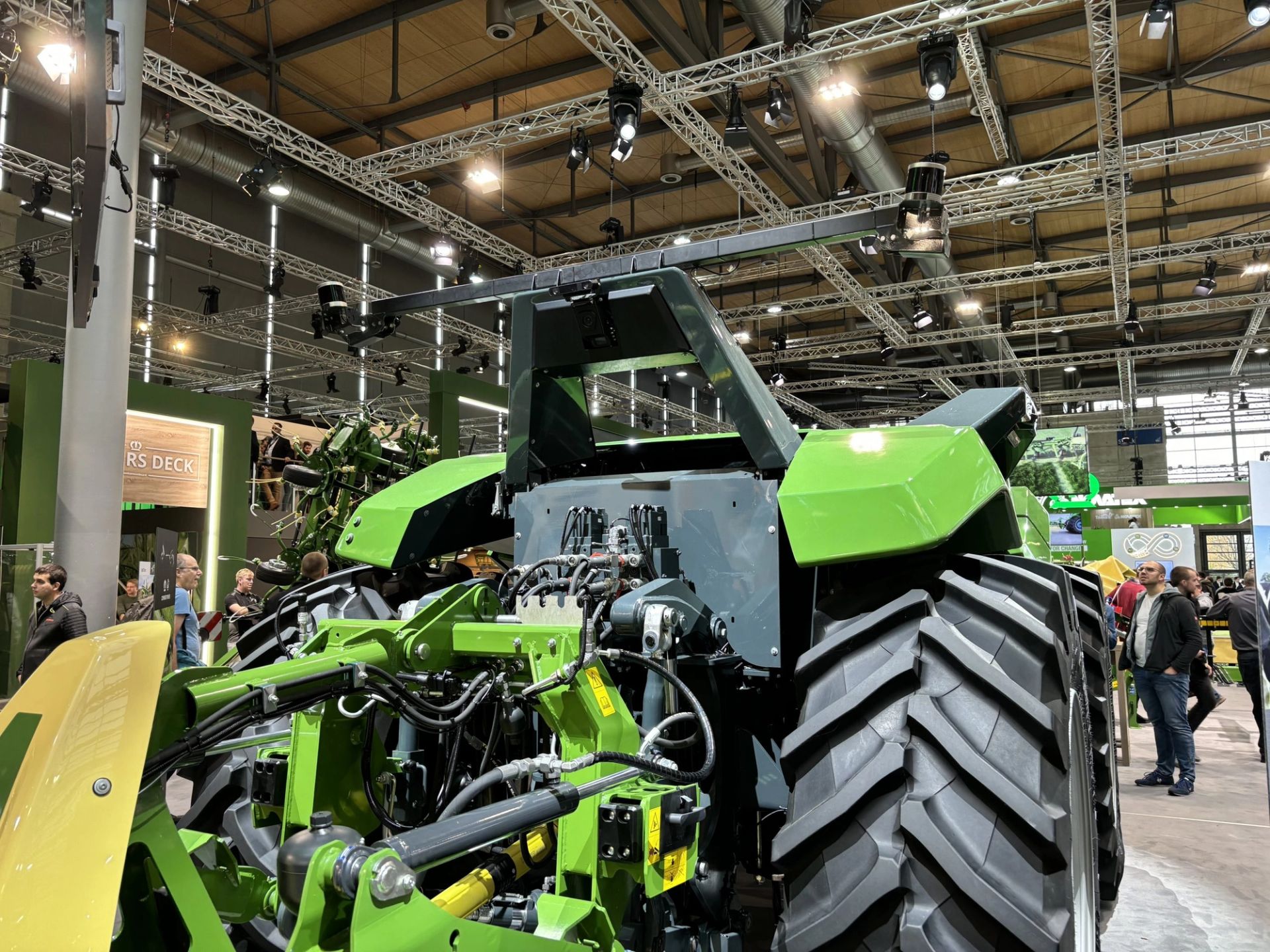 New Holland and Case IH to Integrate ZED X in Newest Autonomous ...