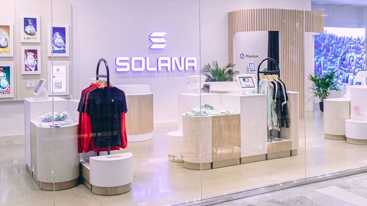 Solana-Themed Storefronts Close Shop, Ending Experiment in IRL Blockchain Evangelism