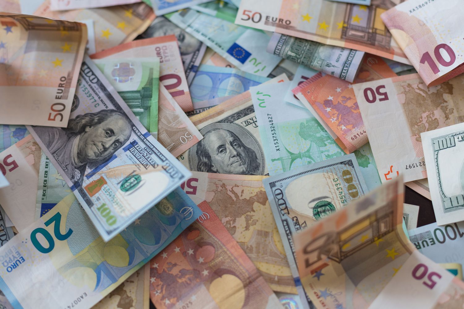 Foreign Exchange Giant CLS Admits: No, We Don’t Need a Blockchain for That