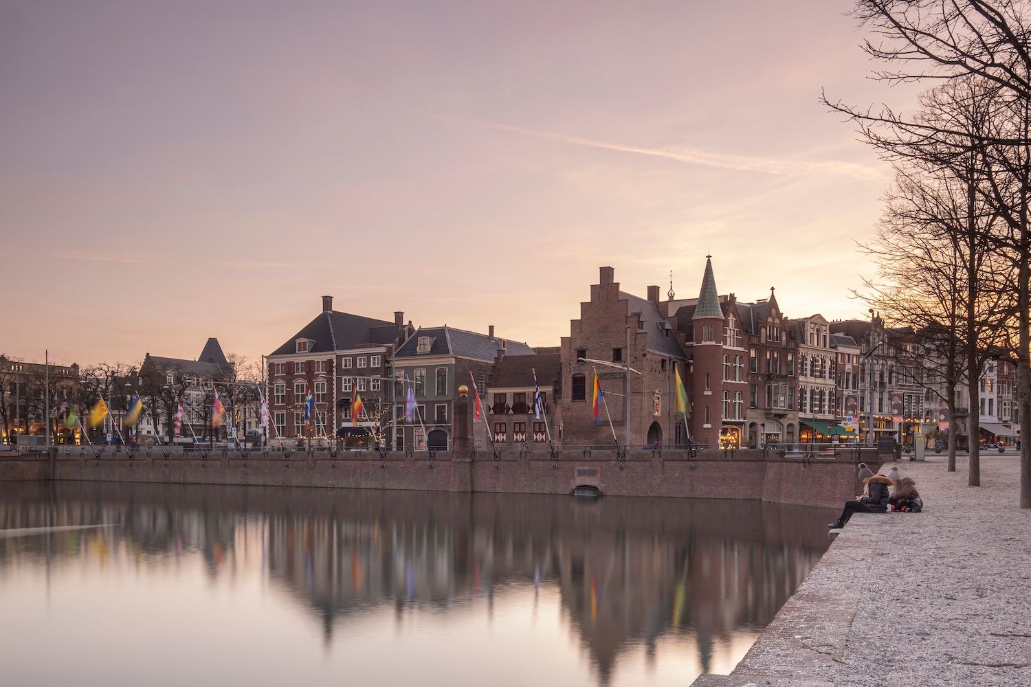 The Netherlands’ AMLD5 Interpretation Appears to Be Killing Crypto Firms