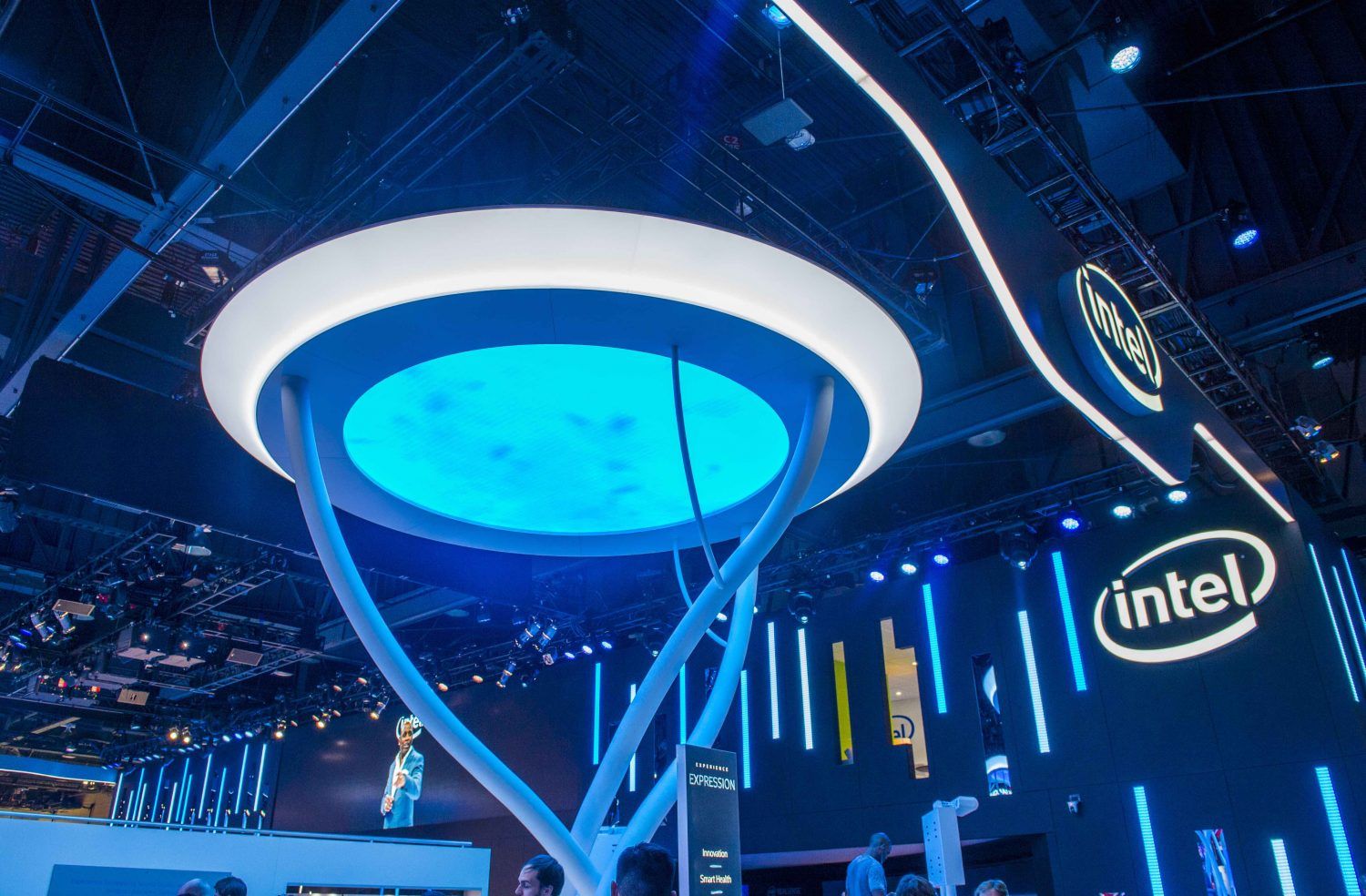 Silicon Blockchain: Intel's Distributed Ledger Strategy Is All About ...