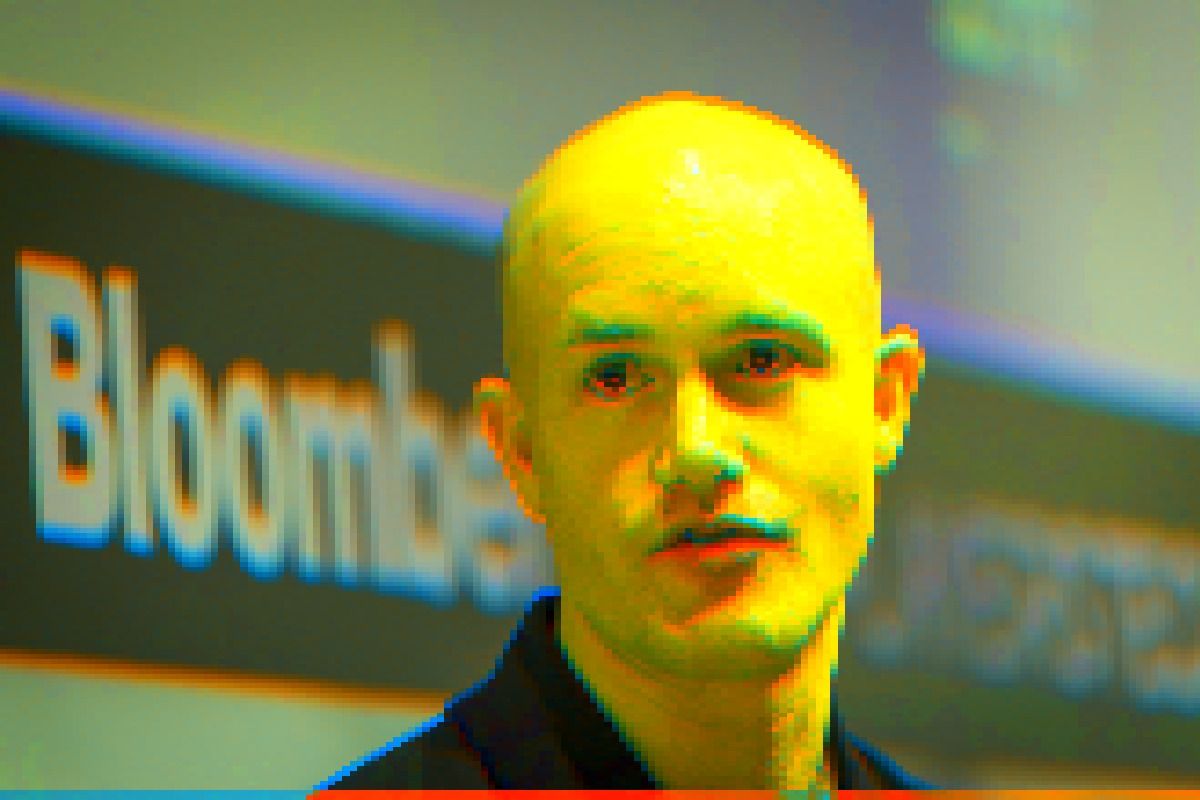 Coinbase Lists Unmasking of Bitcoin's Creator Among Business Risks