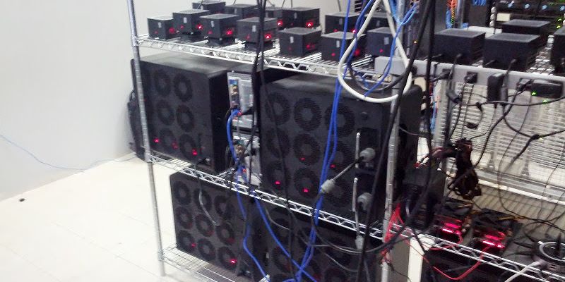 First of Butterfly Lab's BitForce 500 GH/s mining rigs seen in operation