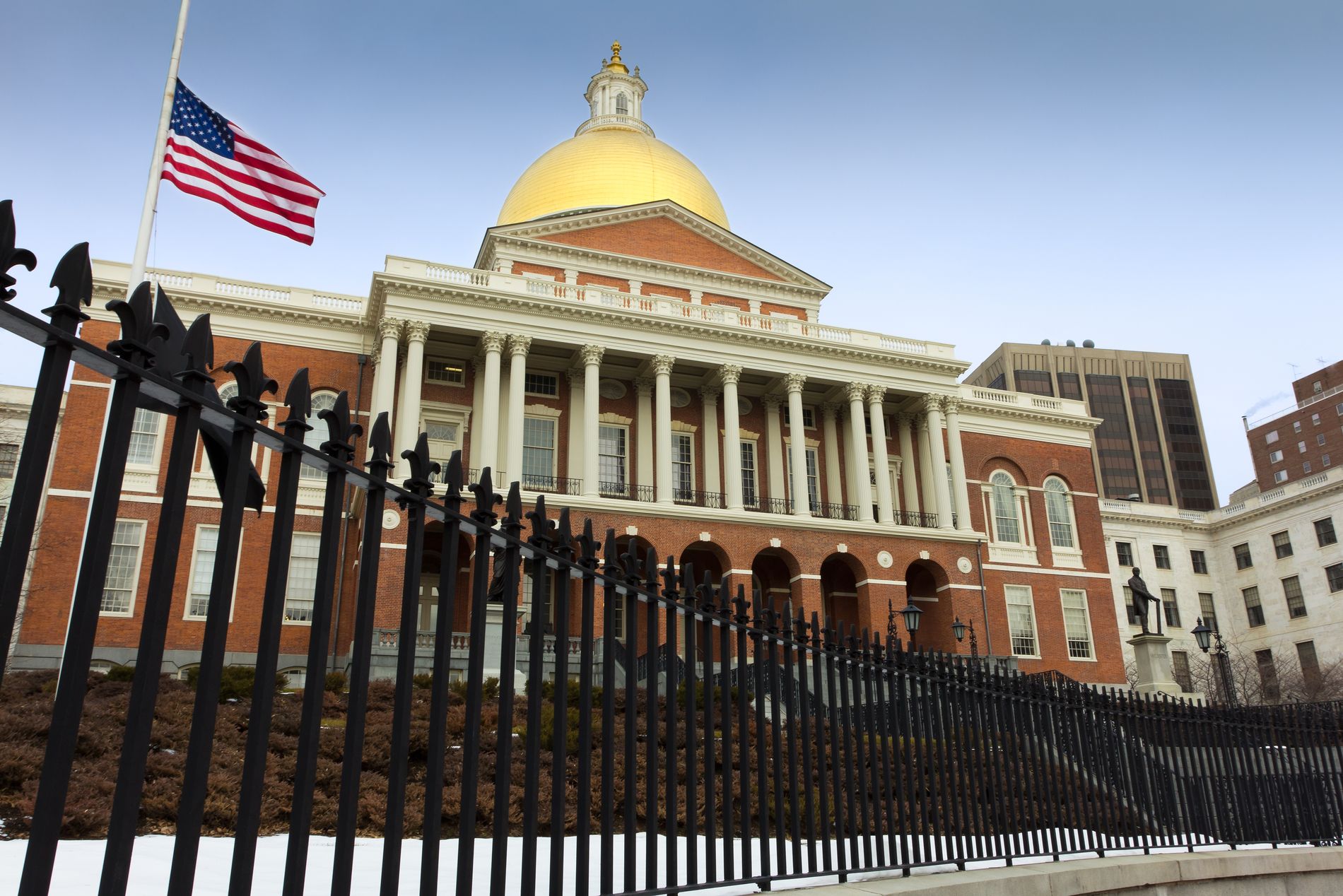 Massachusetts Securities Regulator: Bitcoin Fails 'The Smell Test'