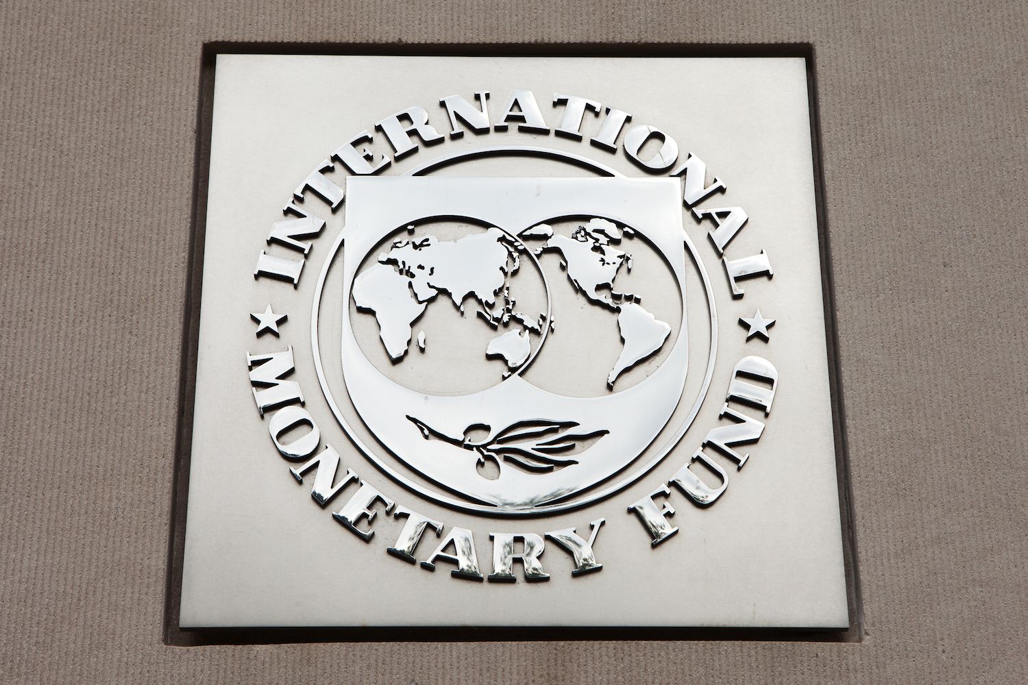 IMF Economist Examines Bitcoin Blockchain's Role in Banking