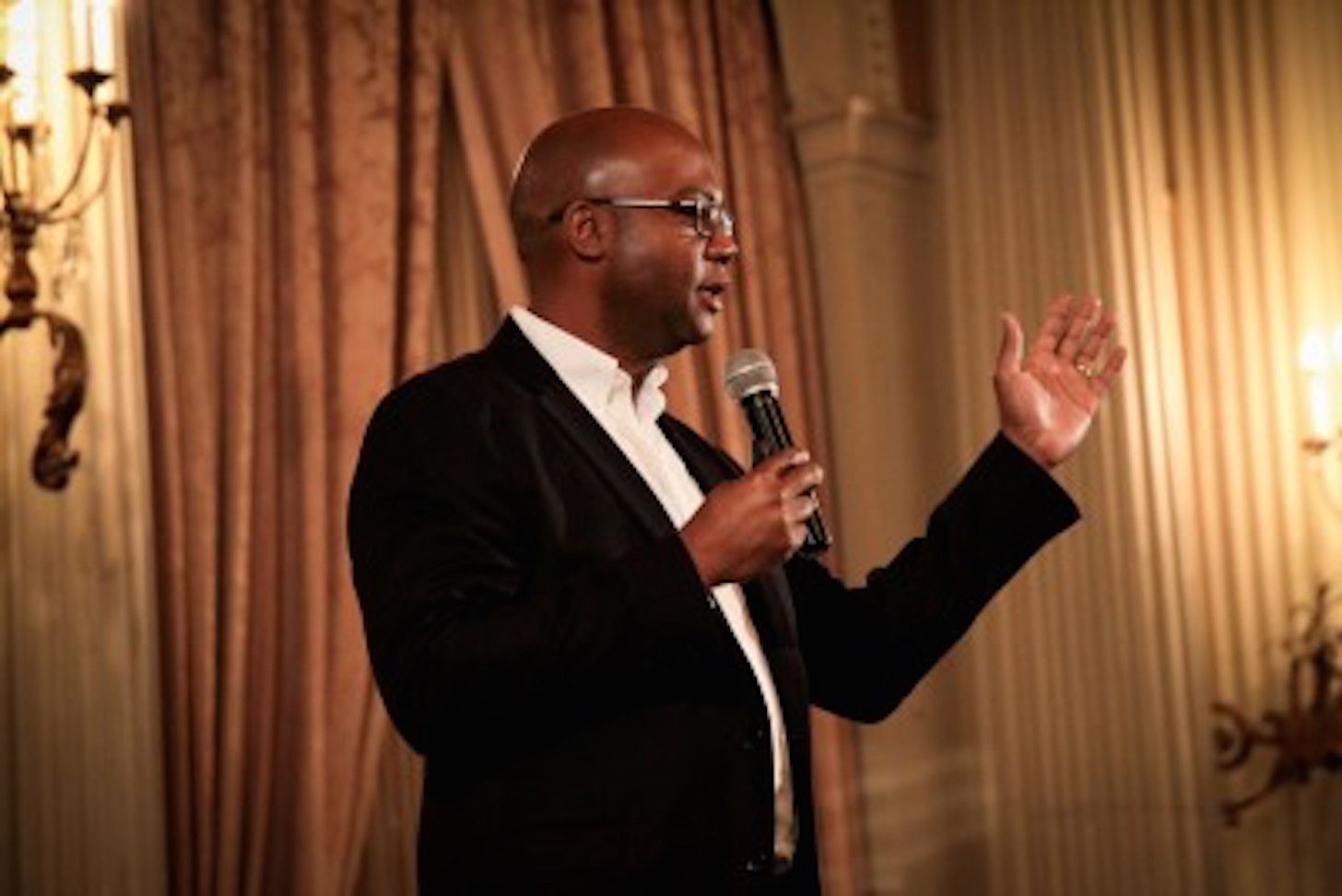 Bitcoin and Credit Cards Can Co-Exist, CardLinx CEO Says