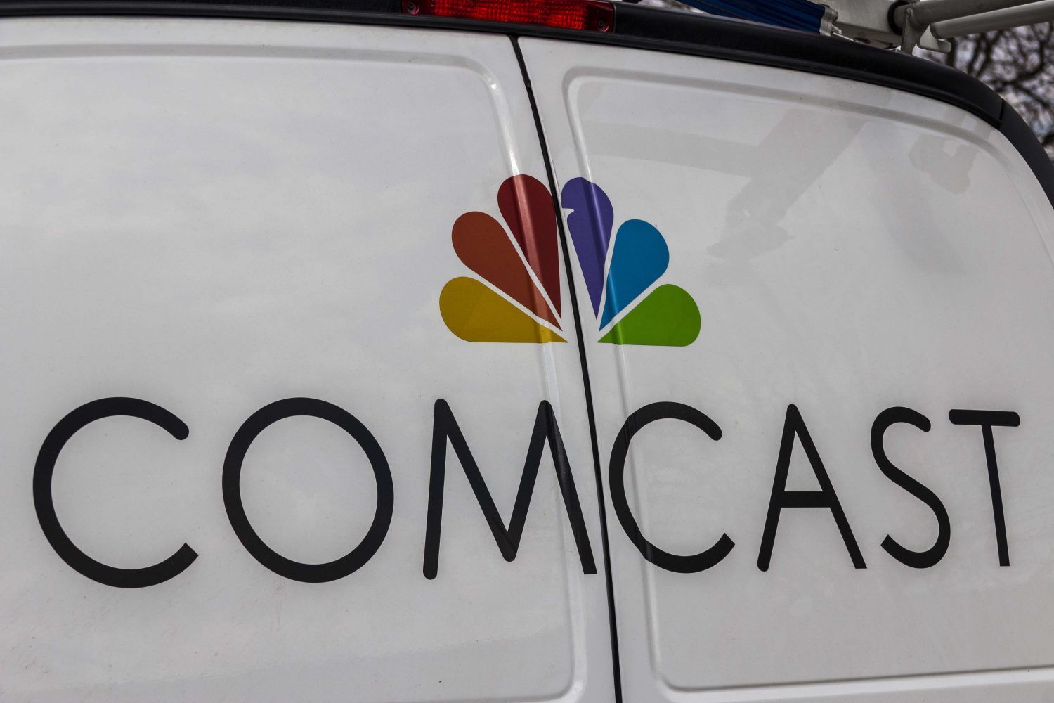 Comcast Makes First Big Bet on a Multi-Blockchain Future