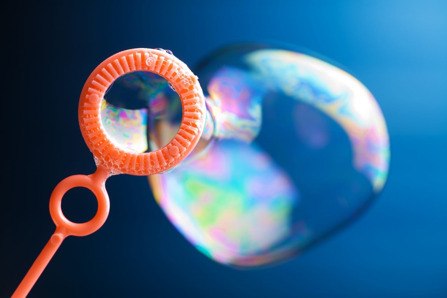 Using Google Trends to Detect Bitcoin Price Bubbles