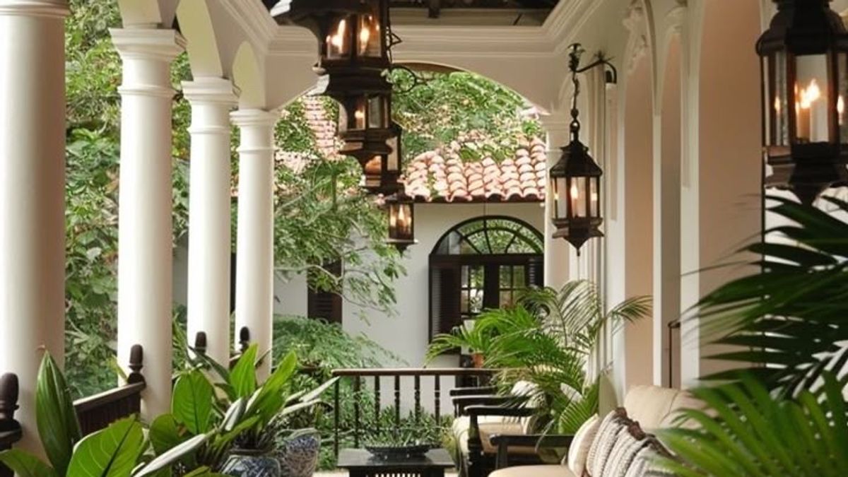 delicate architectural style