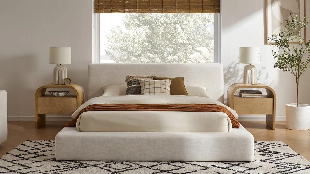 Featured image for The Beauty of Less: Minimalist Prefab Home Interiors