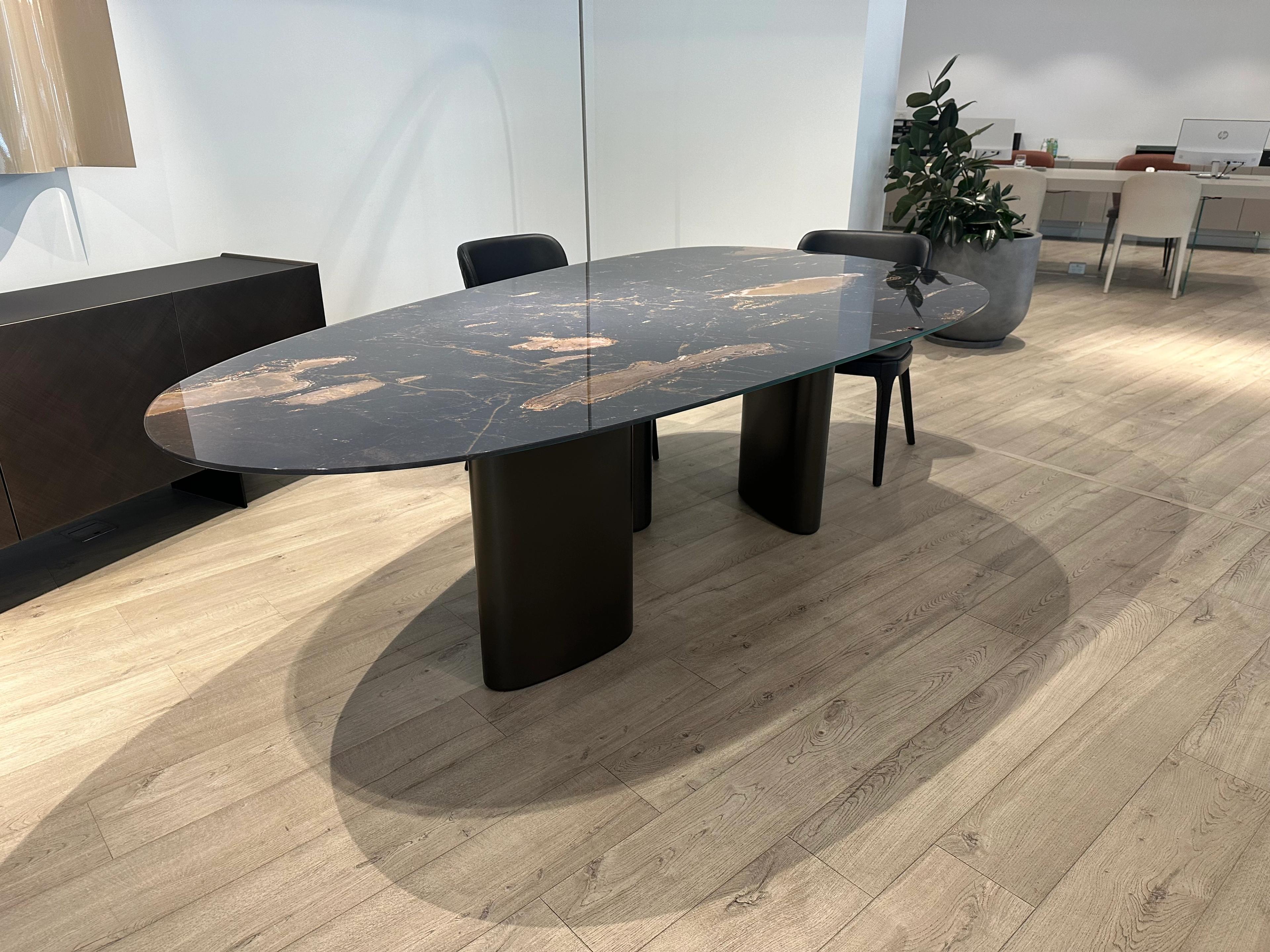 Hoa Table | MISURA | Italian Designer Furniture - Sydney & Melbourne