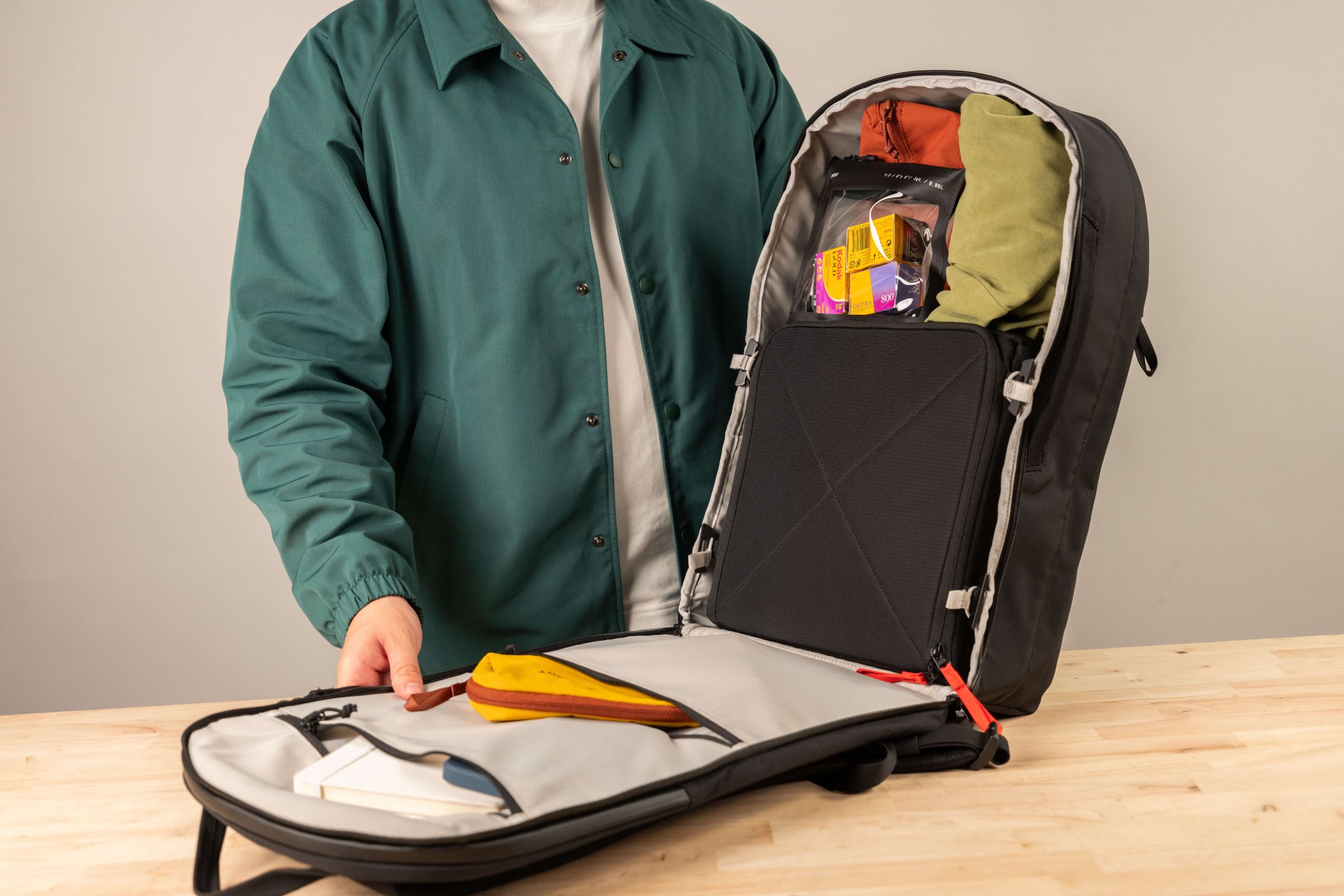 6 Solid Laptop Bags for Digital Nomads | Moment