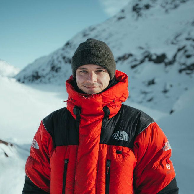 Dylan Furst | Moment