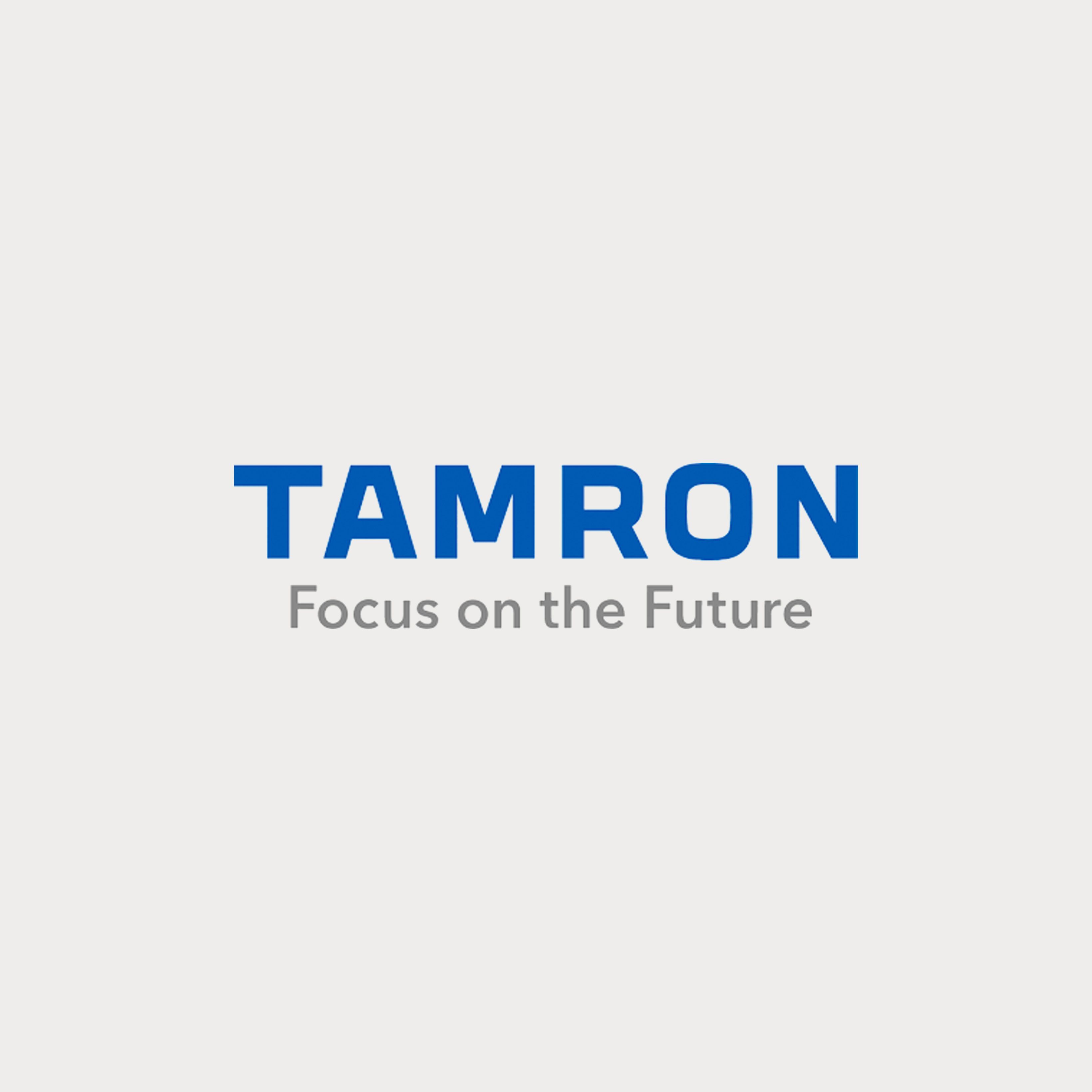 Tamron | Moment