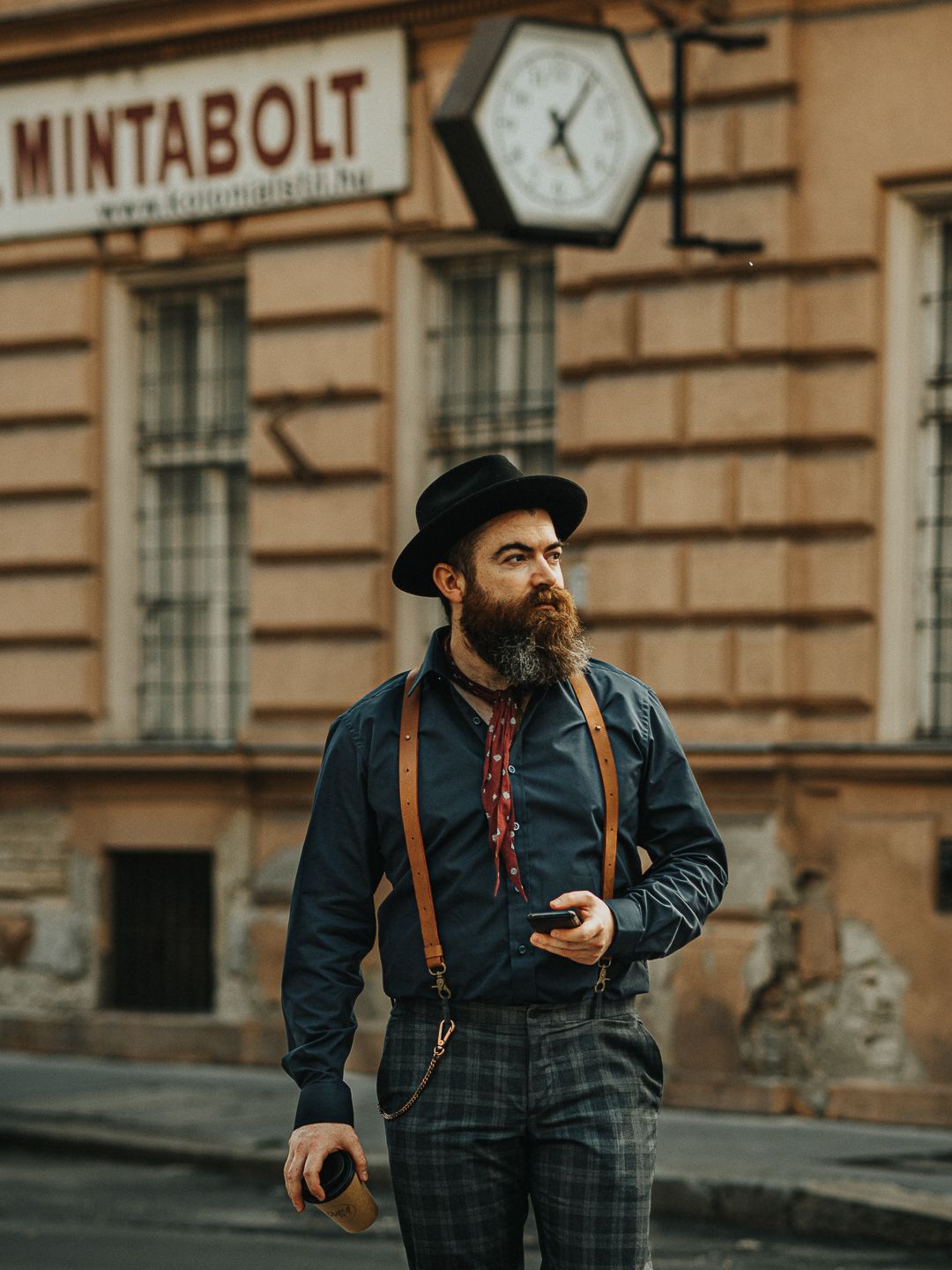 Daniel Horvath | Moment