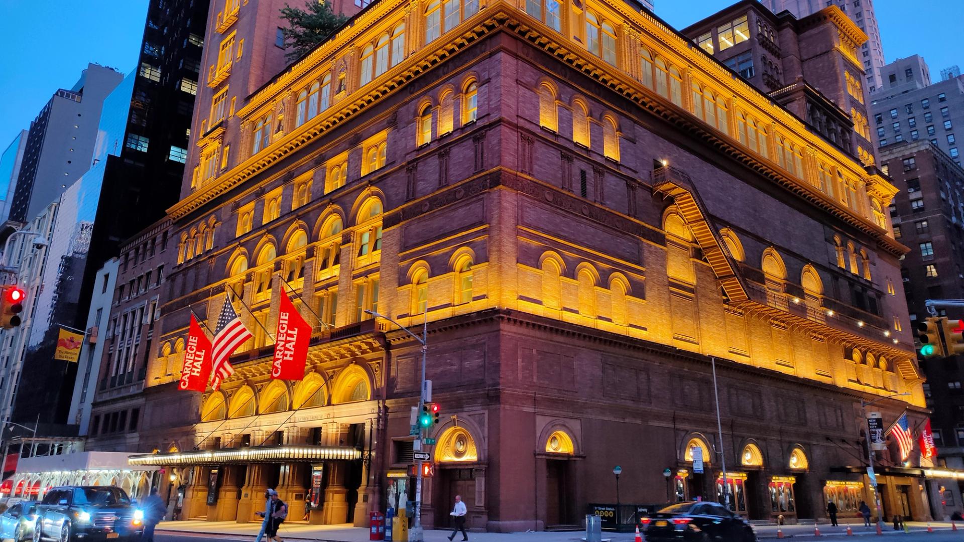 Harry Bicket | Askonas Holt