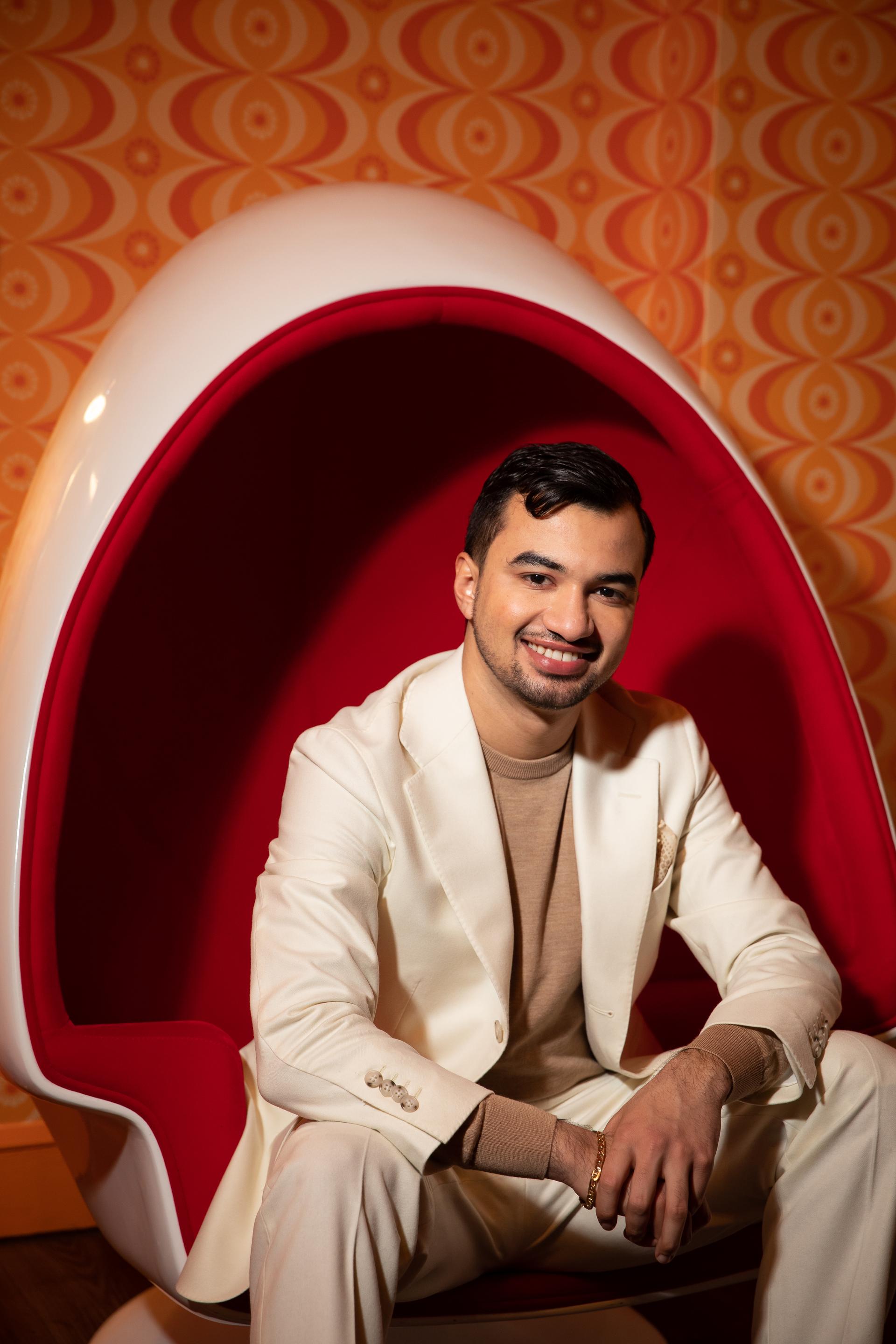 Anthony León | Askonas Holt