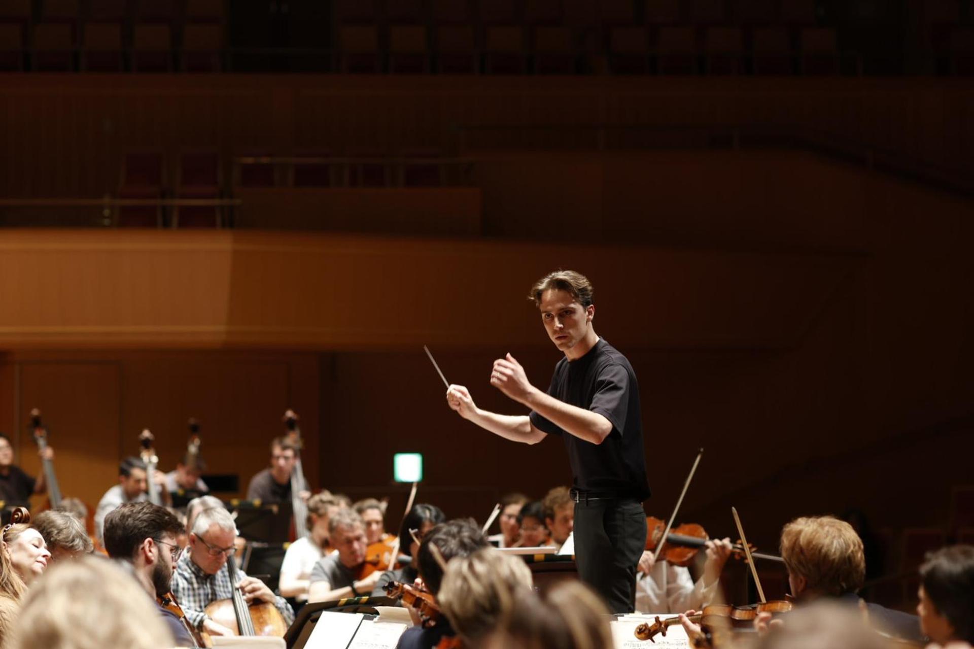 Sasha Scolnik-Brower | Askonas Holt