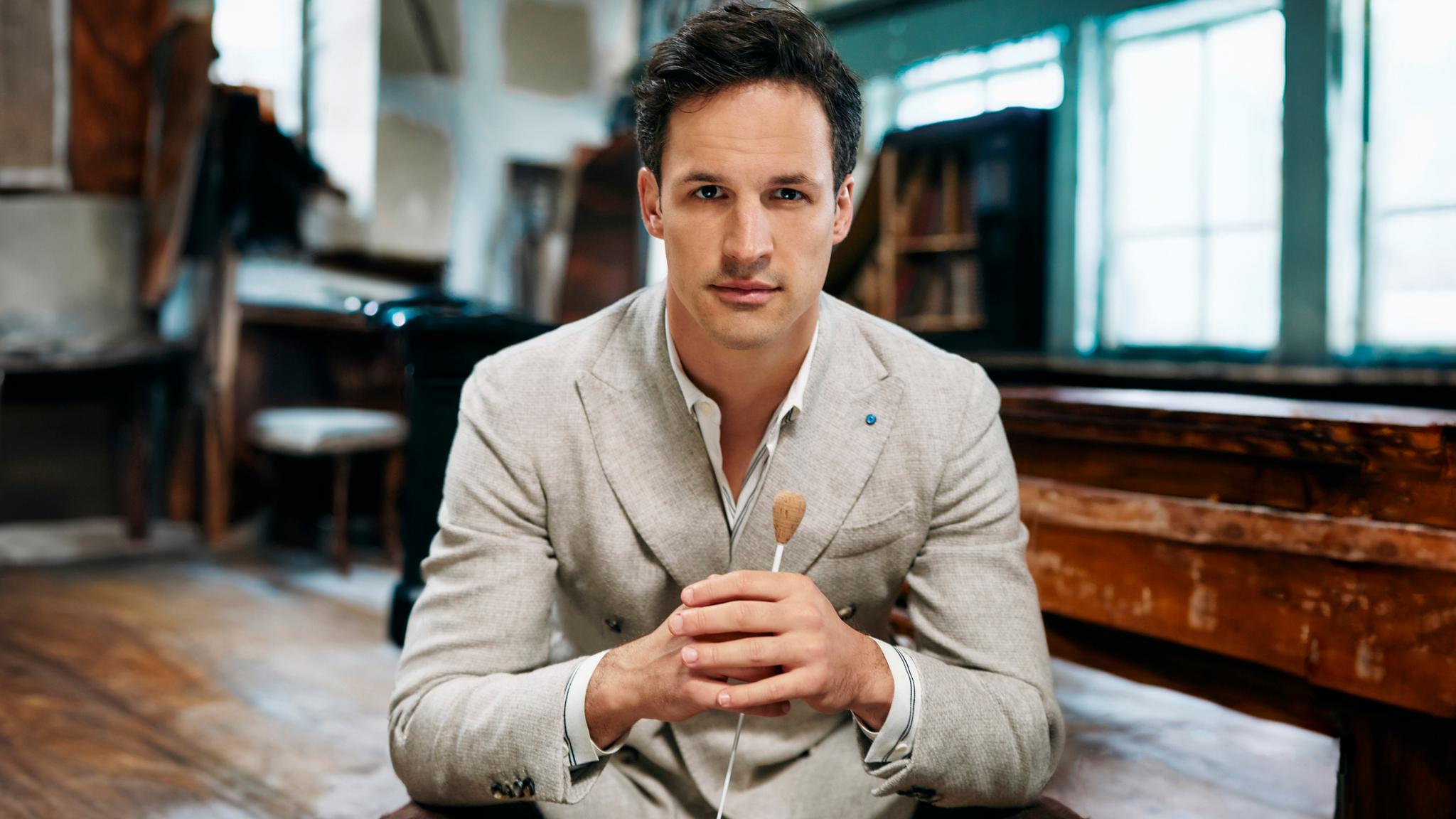 Andreas Ottensamer makes his conducting debut with the NHK Symphony ...