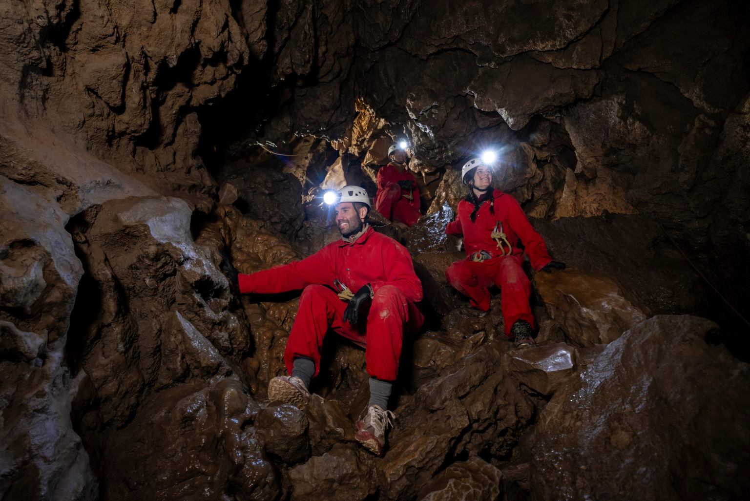 From ice bubbles to sand dunes, Alberta’s most epic natural wonders ...