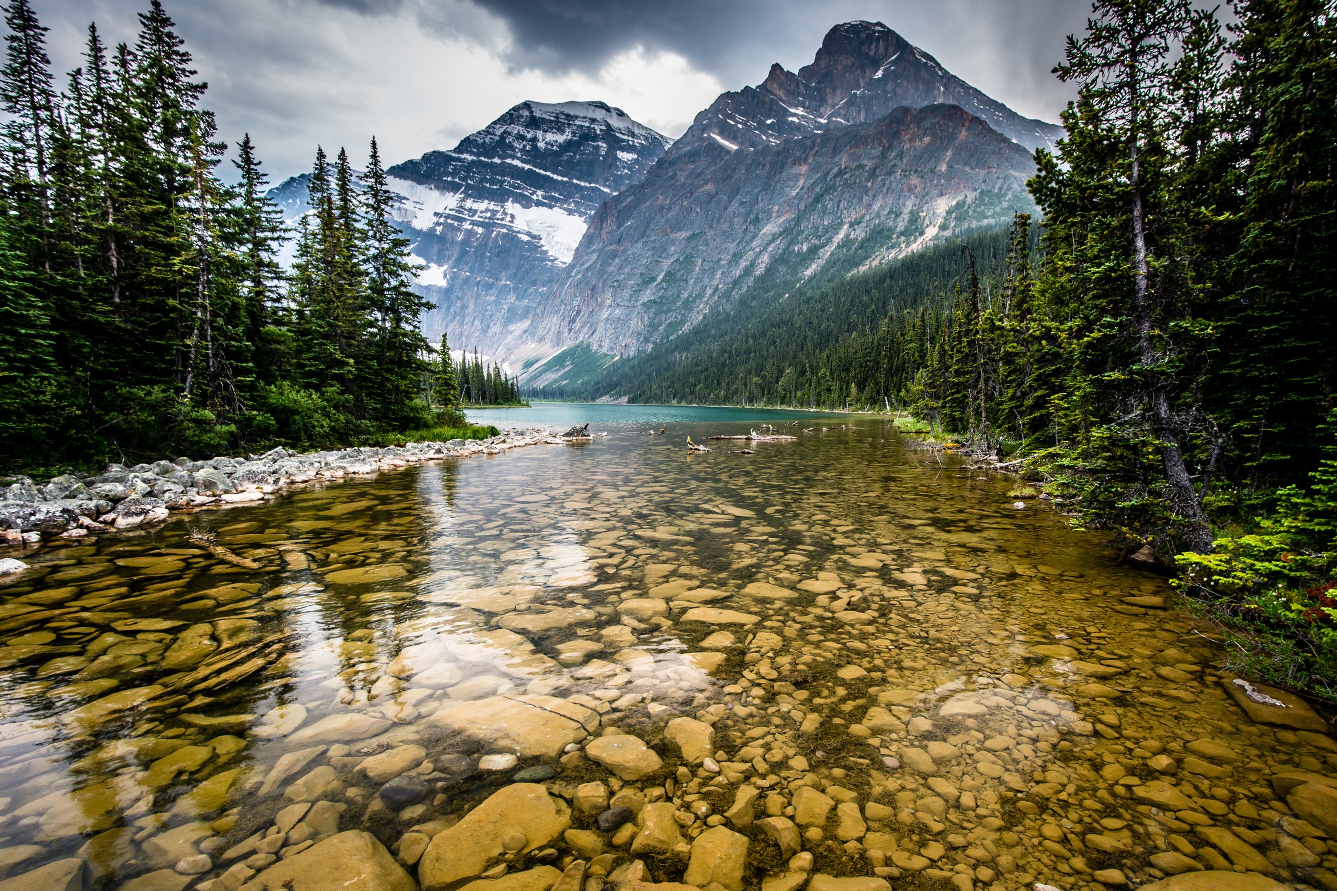 VIA Rail to Jasper & Edmonton | Canada's Alberta