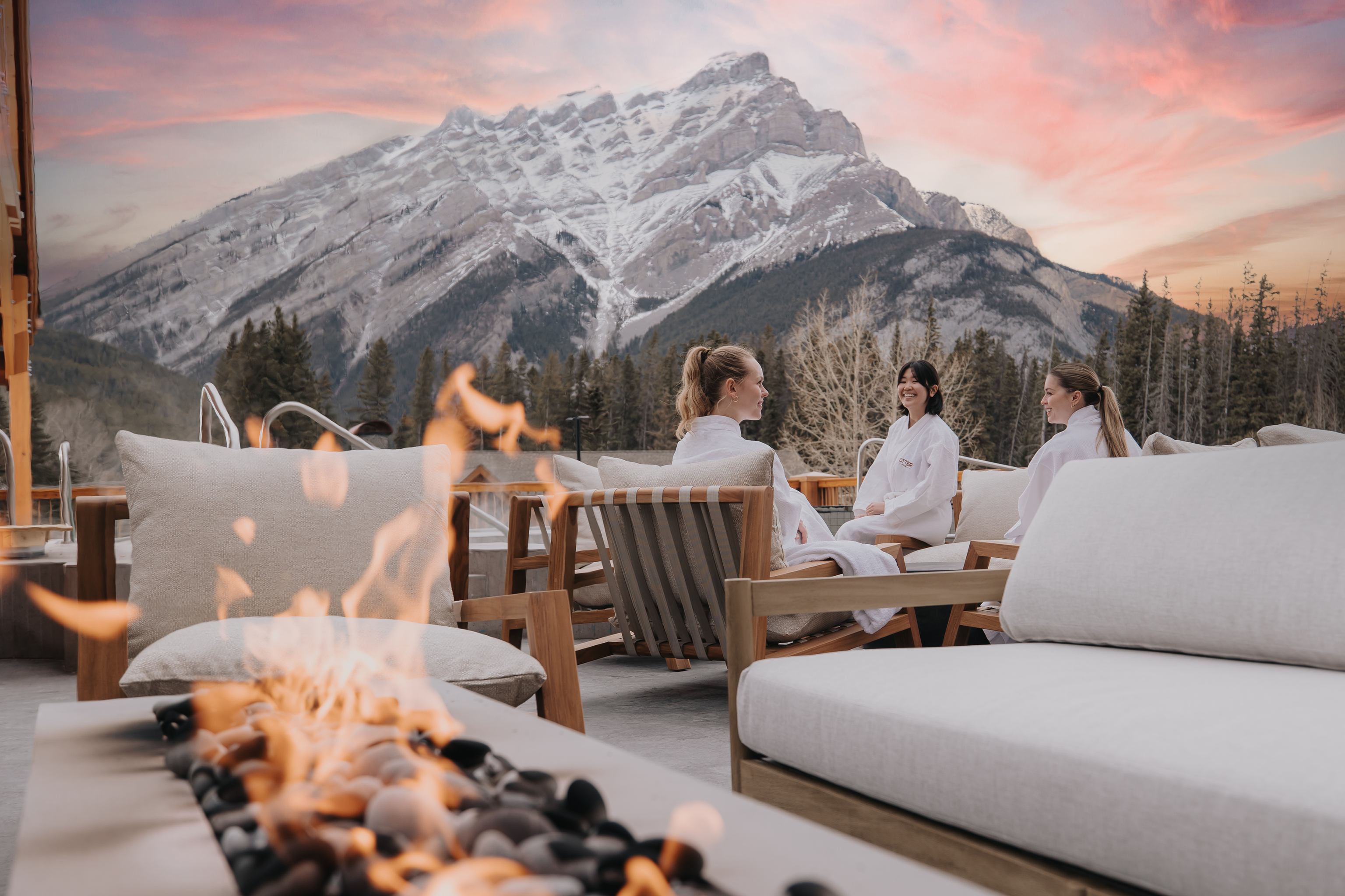 Unique Spa & Hot Tub Experiences in Alberta Canada
