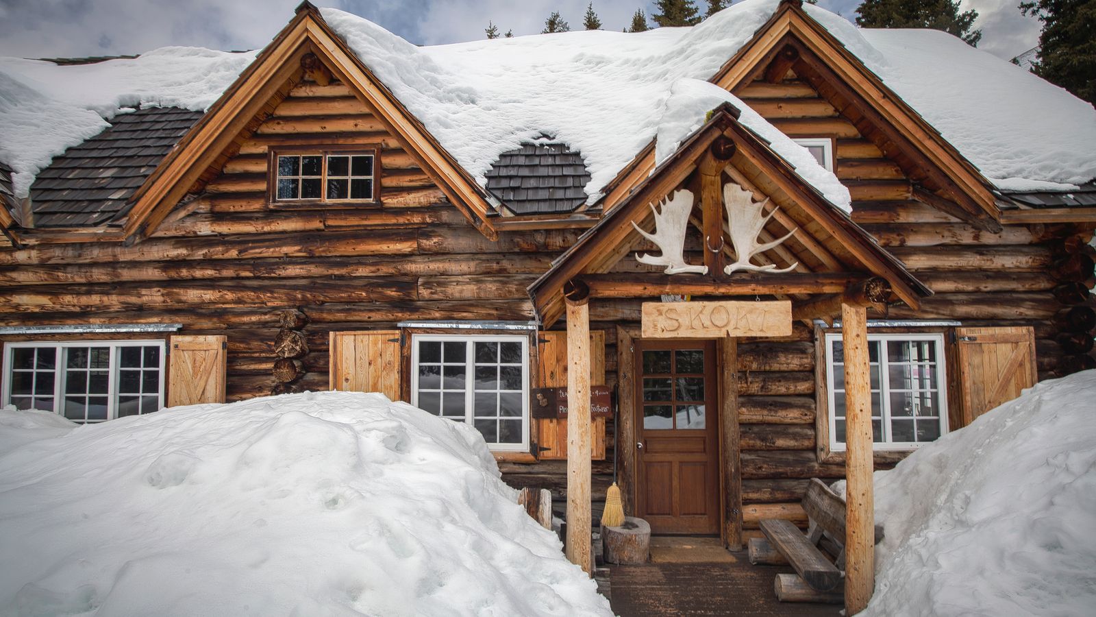You Need to Visit Skoki Lodge in the Backcountry of Banff This Winter | Canada's Alberta