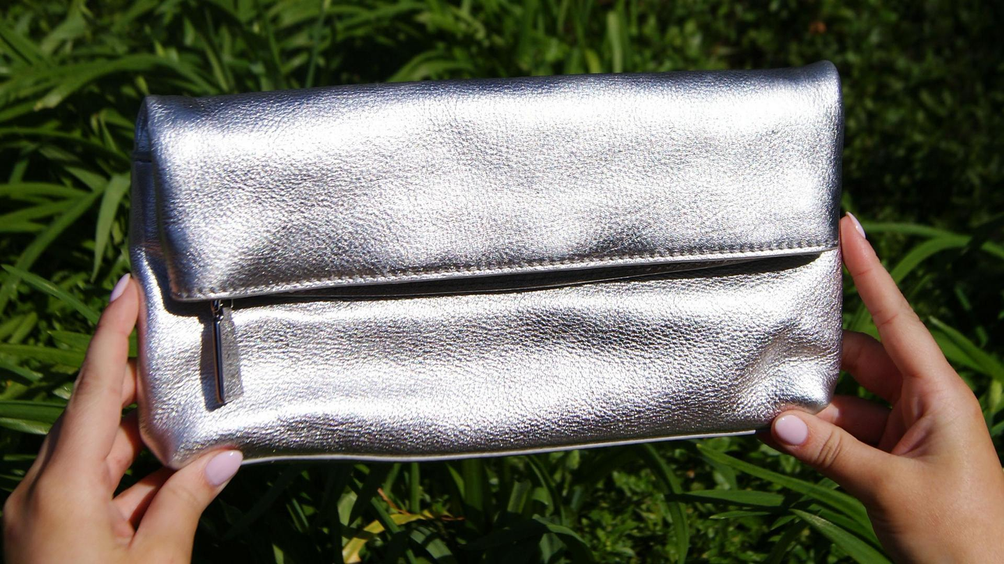 Bag Styling Guide: How to Match Bags with Any Look - Jones Bootmaker
