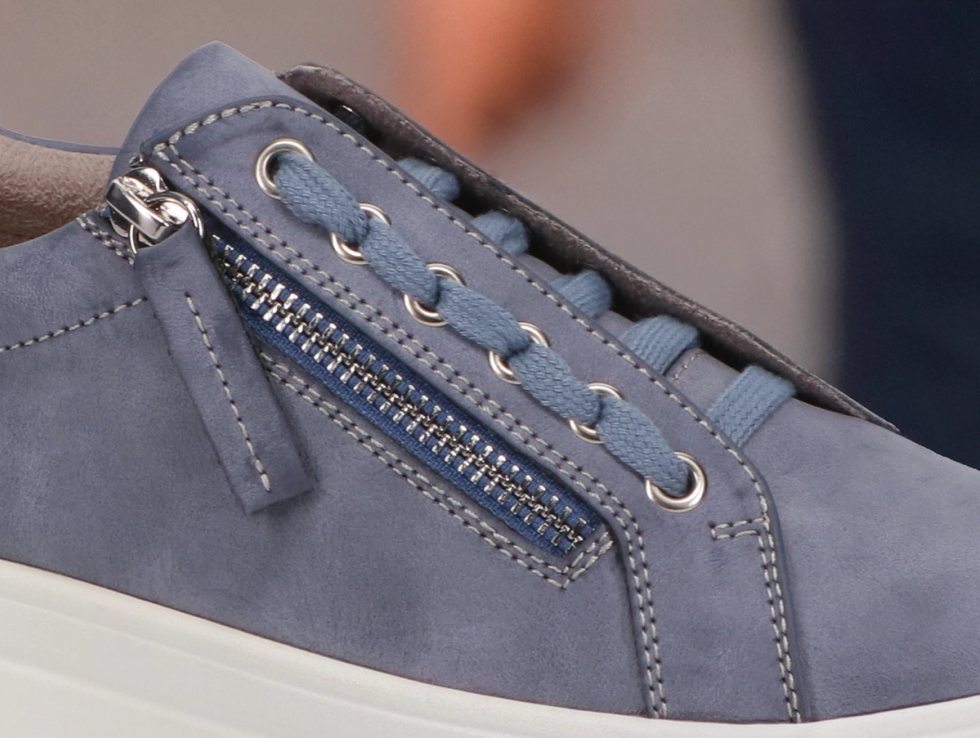 How to Lace Trainers: 4 Ways to Lace your Trainers - Jones Bootmaker