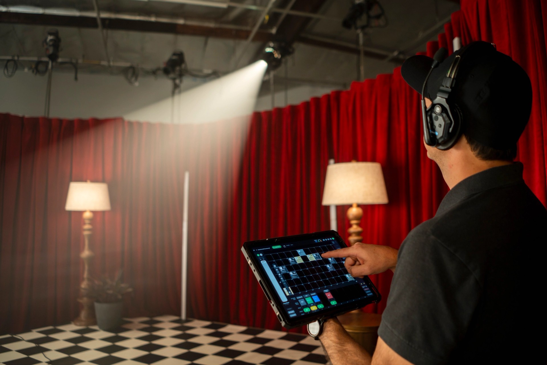 Sidus Link Pro - A Lighting Workstation at Your Fingertips | Aputure