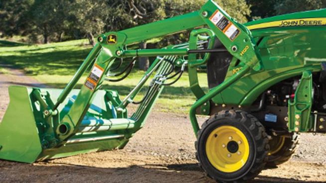 John Deere 1023E | Hutson Inc