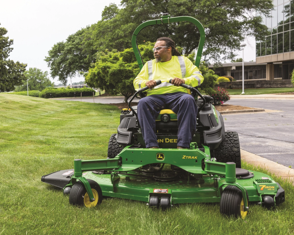 John Deere Z985R EFI | Hutson Inc
