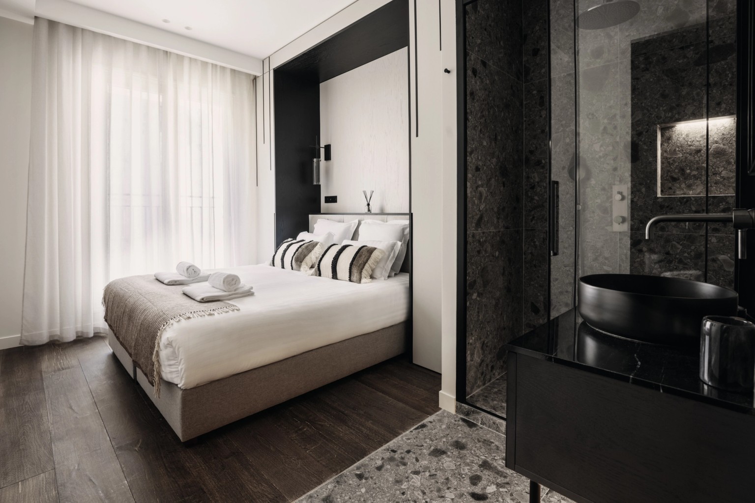 Luxury Apartments Paris Short Stay - Reaumur l | Highstay