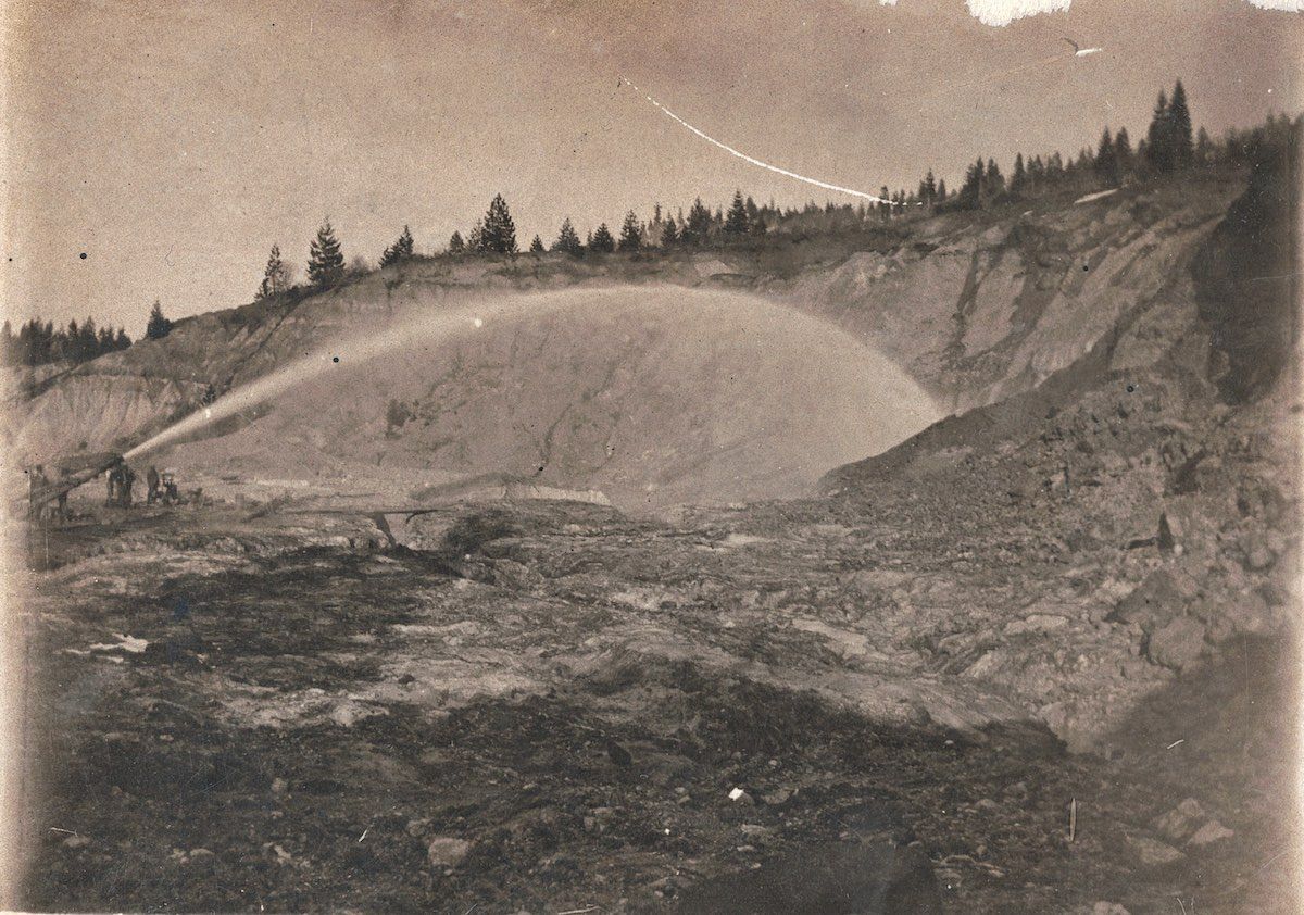 Southwest Sierra Then & Now - #18 | The Mountain Messenger