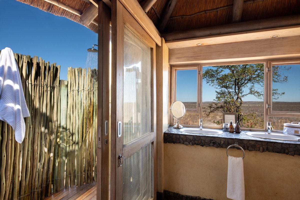Luxury Lodges in Namibian Wilderness