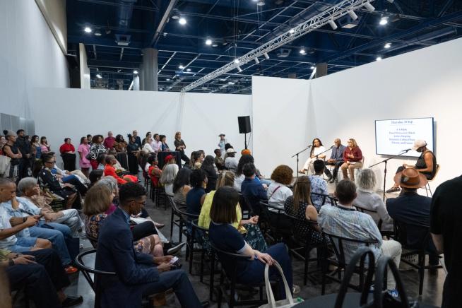 Untitled Art Fairs