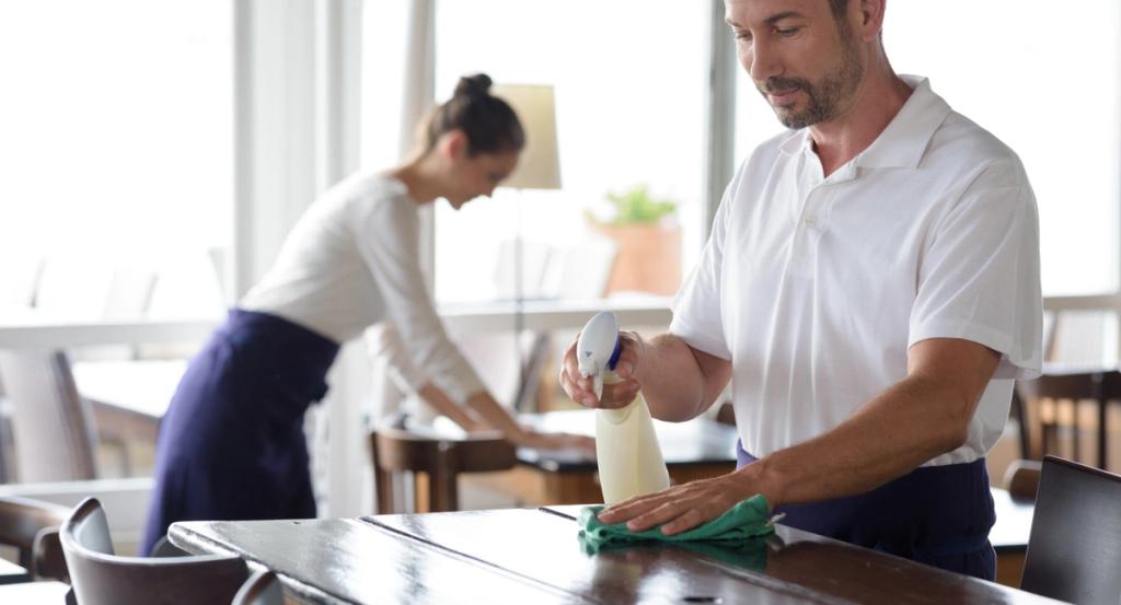 How To Improve Hotel Housekeeping Service Standards [Checklist]