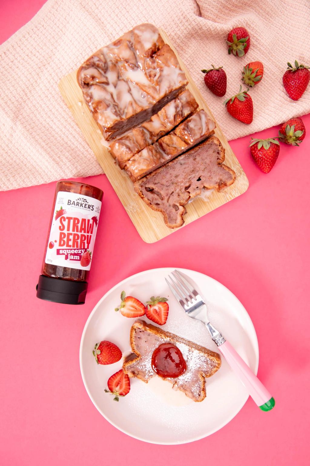 Recipe | Easy Squeezy Strawberry Blender Cake | Barker's of Geraldine