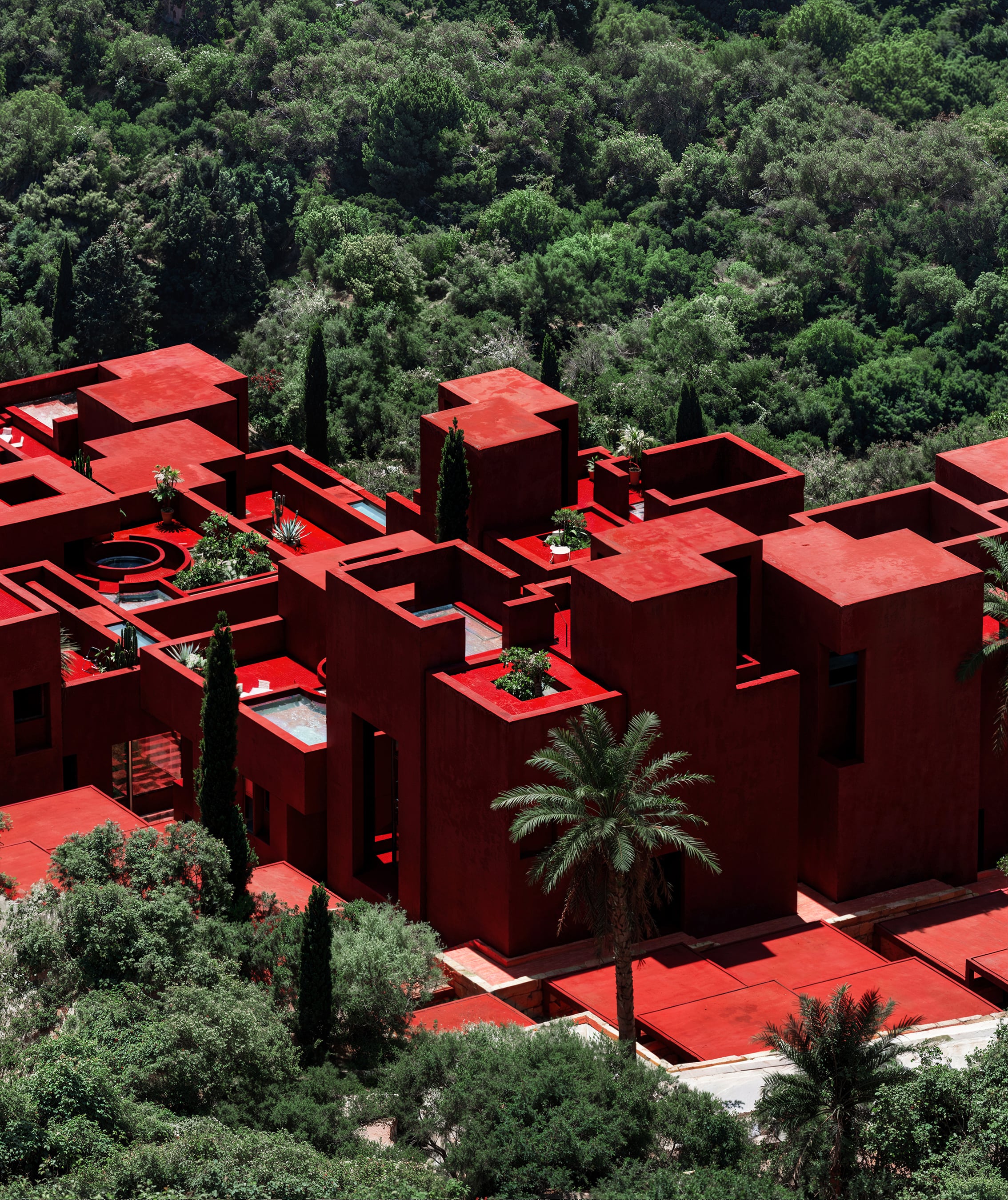 Bofill | Red Sol Resort