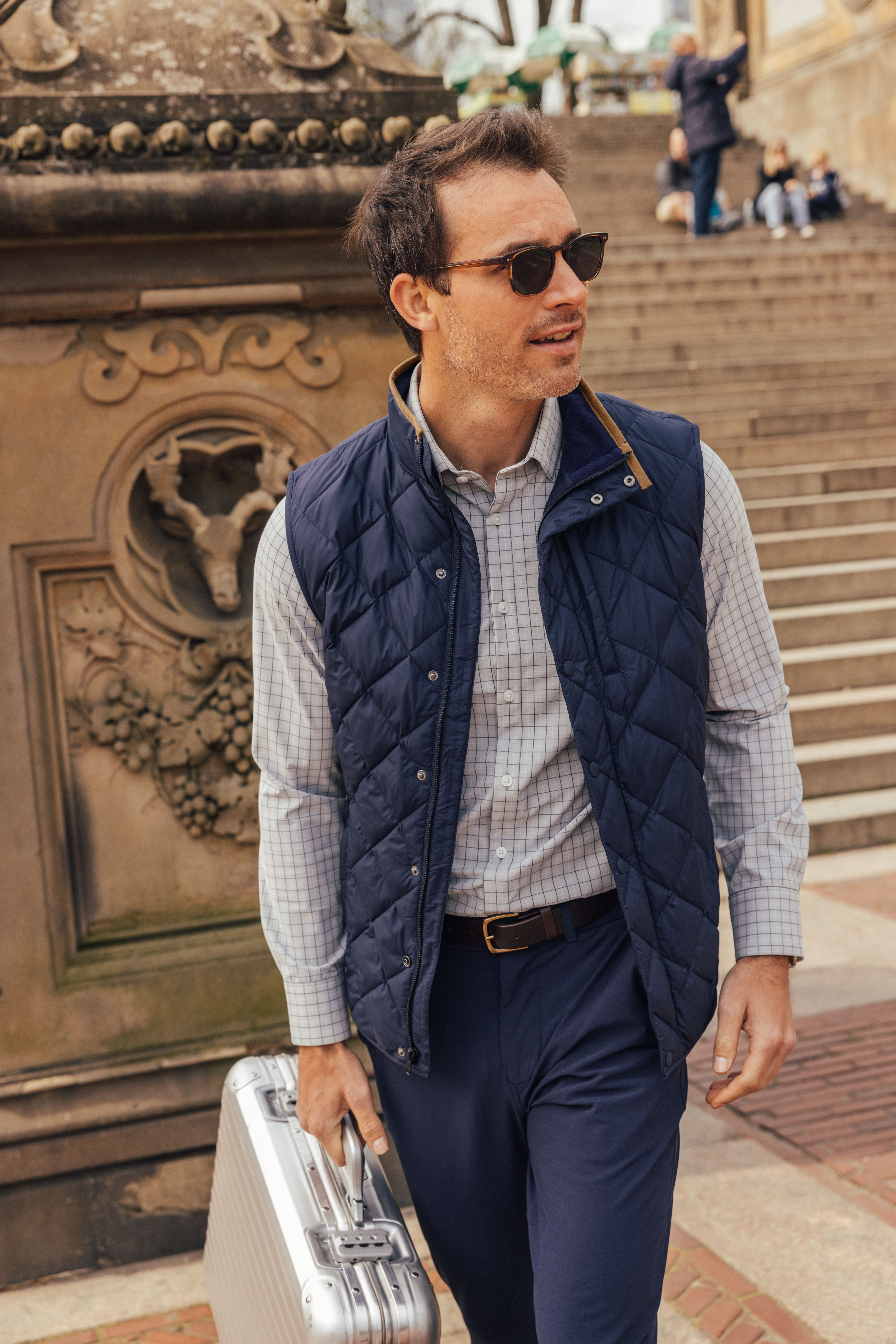 Navy Solid Belmont Vest - Mizzen+Main