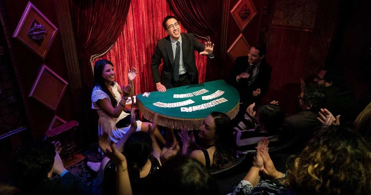 Group Magic Shows — Miami Magicians | Miami Magicians