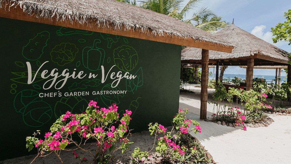 Restaurants and Bars at Reethi Faru Resort [2024] | Maldives Guide