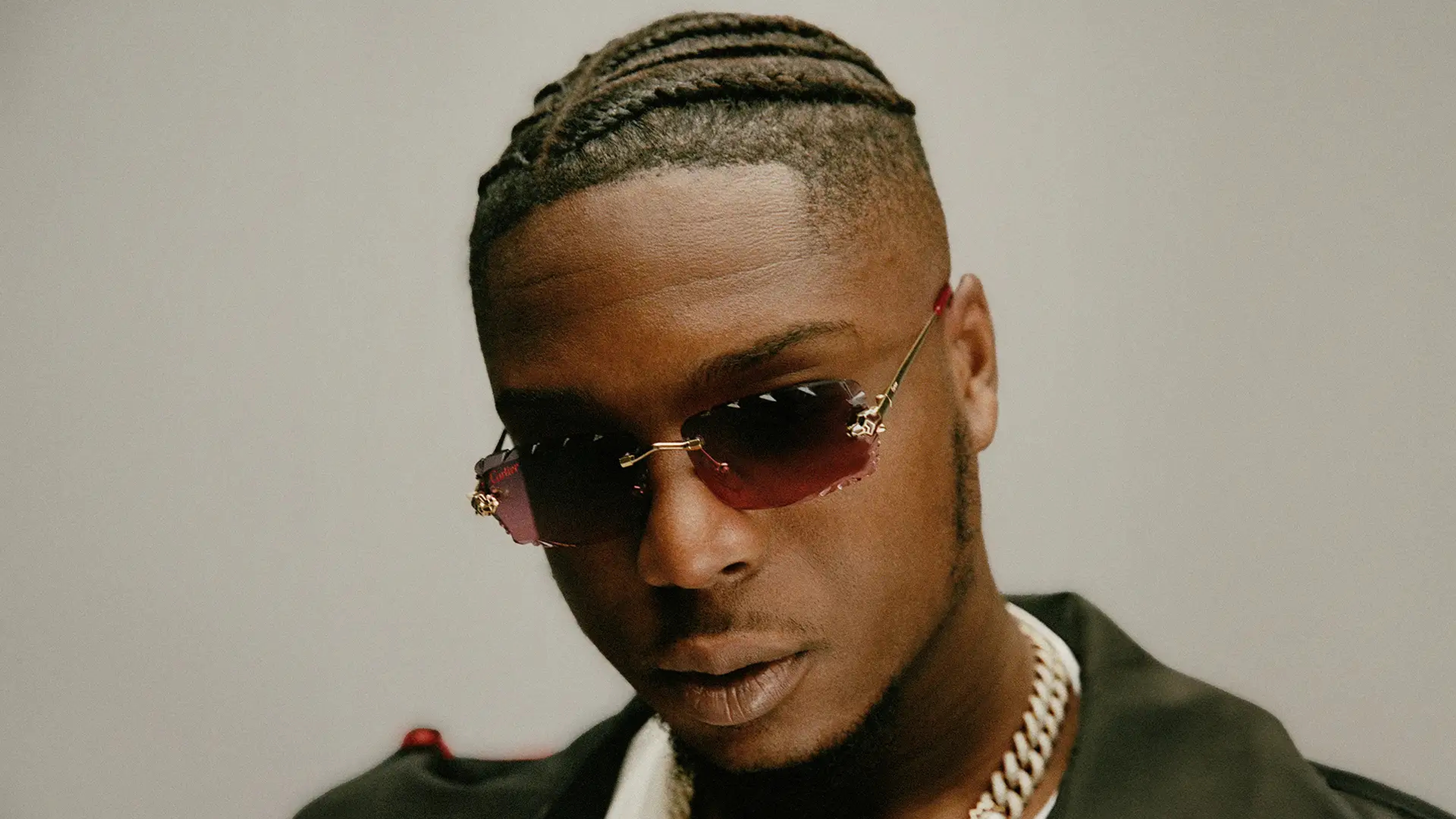 COLORSxSTUDIOS | Stages for non-ordinary expression