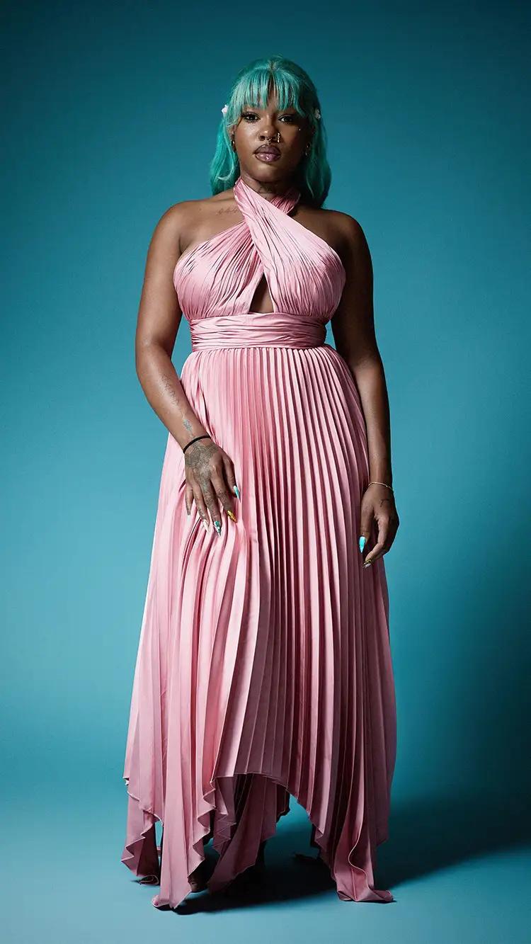 COLORSxSTUDIOS | Stages for non-ordinary expression