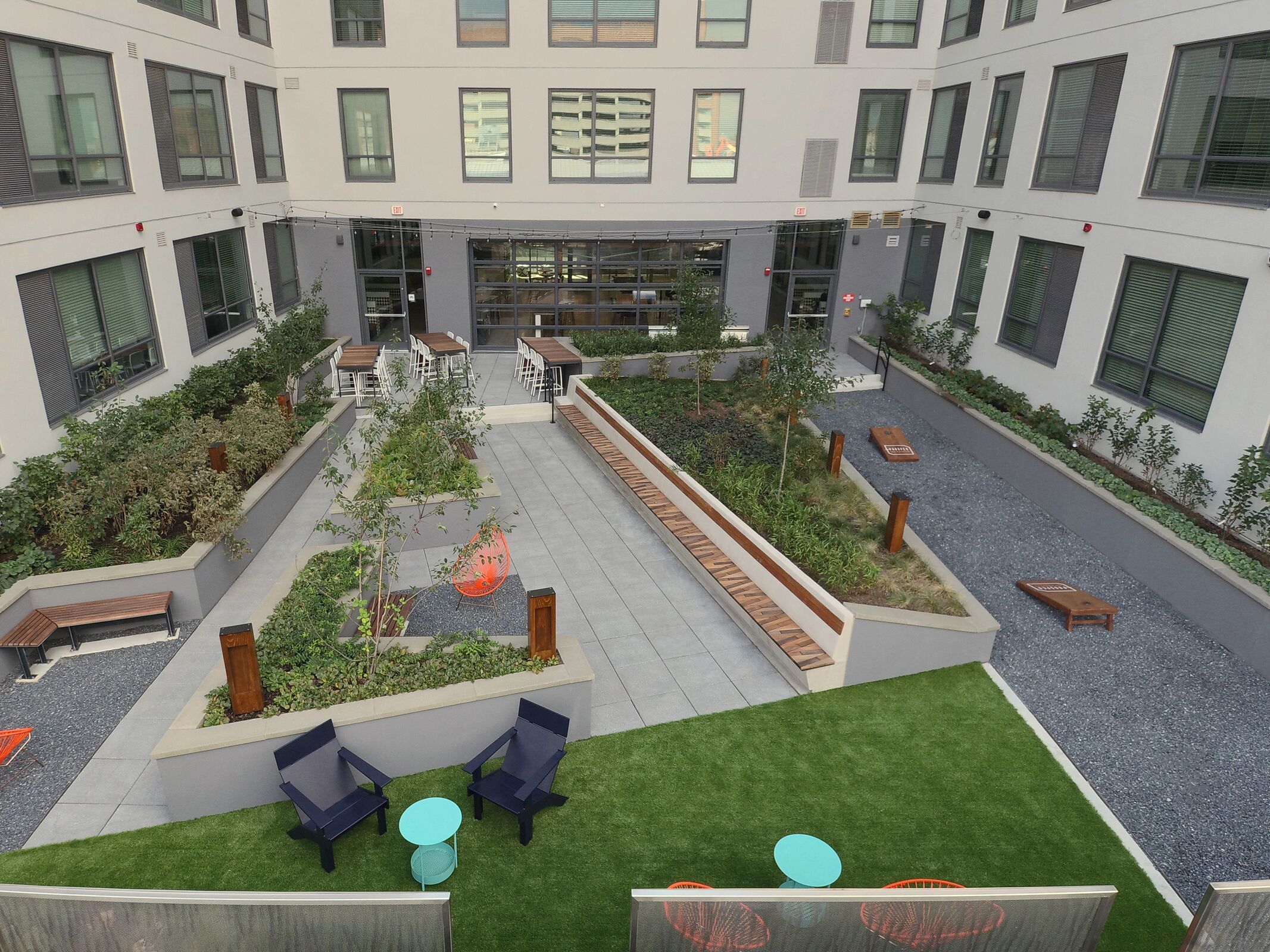 Forms+Surfaces: Prosper on Fayette