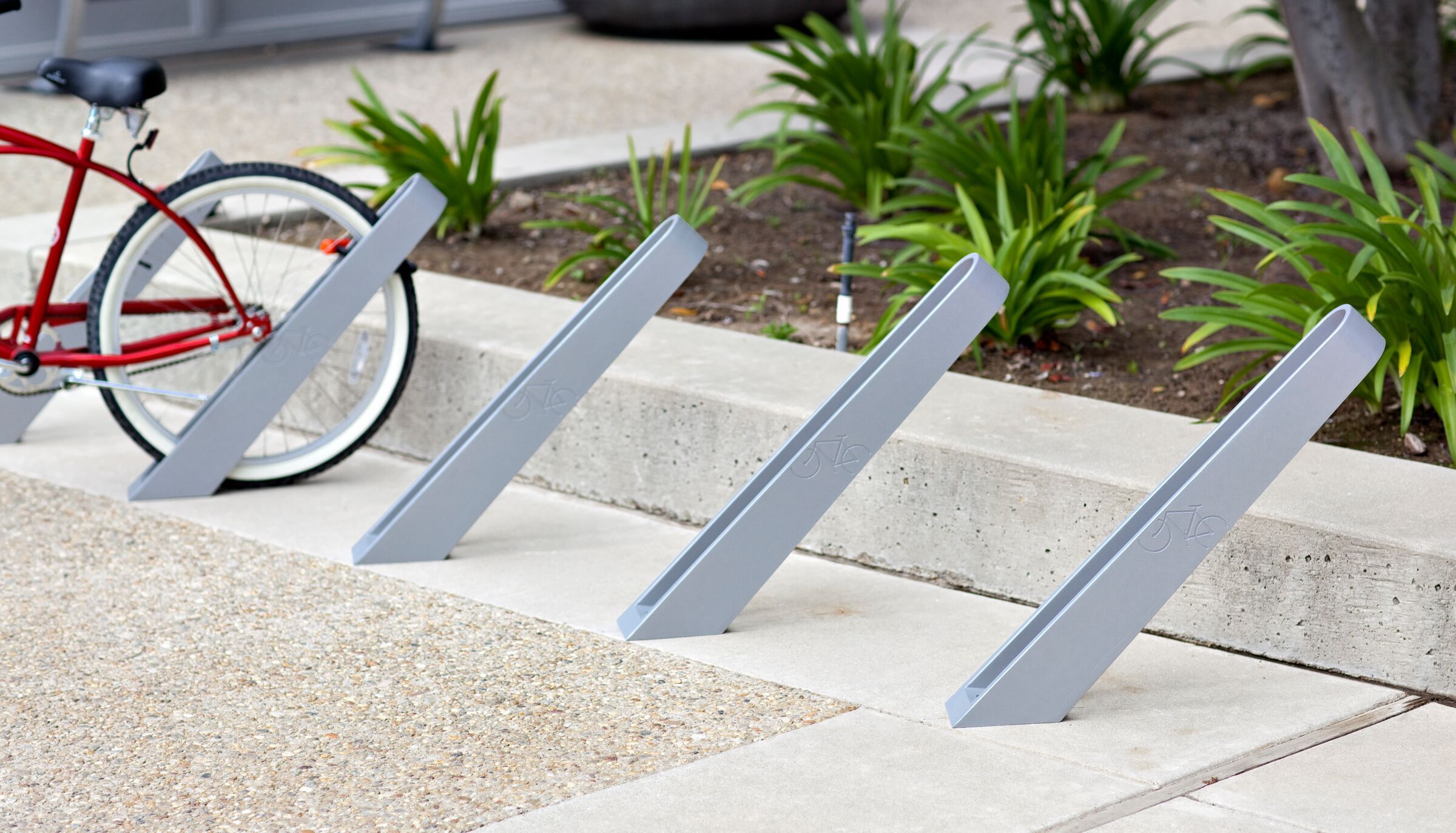 Forms+Surfaces: Bay City Bike Rack