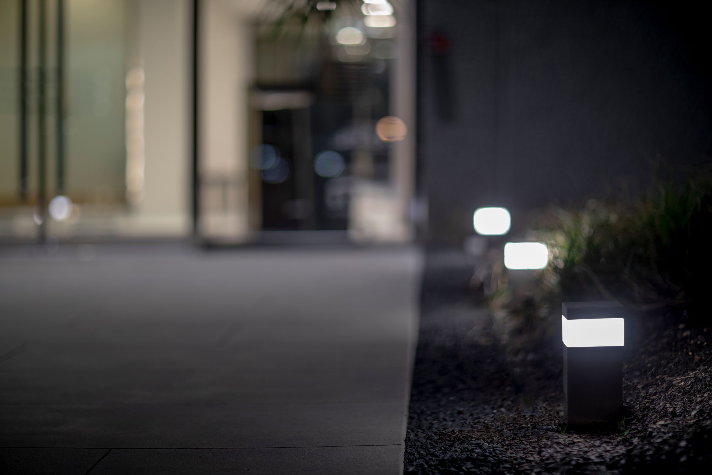 Forms+Surfaces: Rincon Pathway Bollard