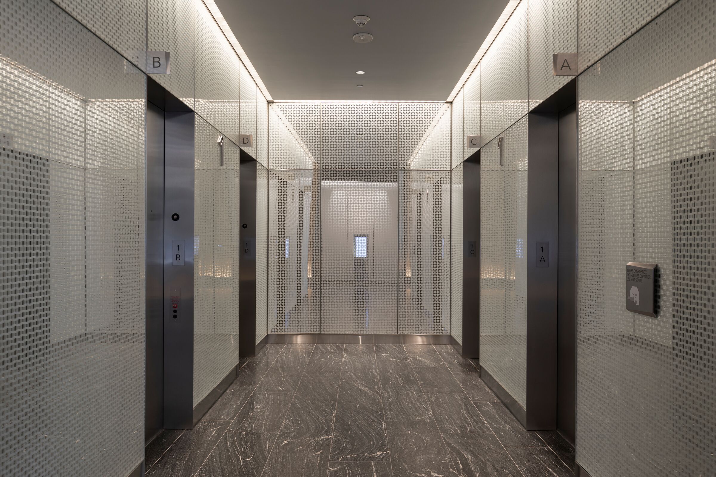 Forms+Surfaces: LEVELr Wall Panel & Column System