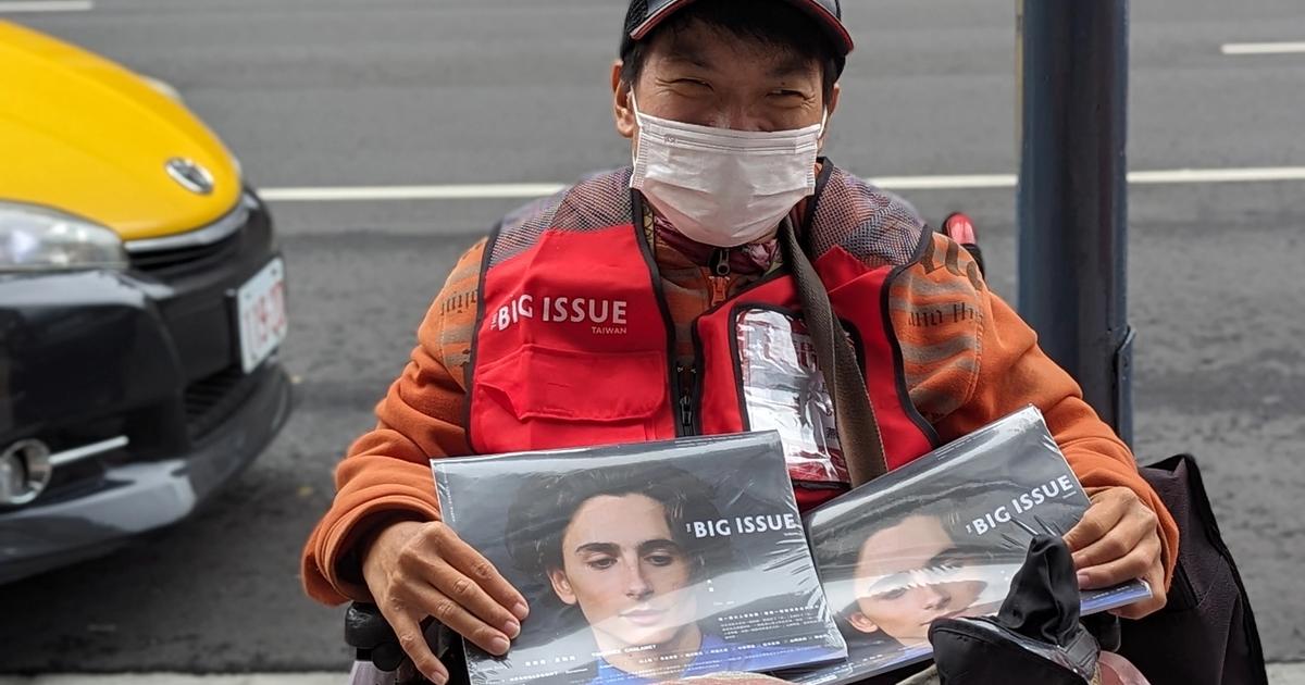 Meet Kang Chiu-yen, Big Issue Taiwan vendor at Chiang Kai-shek Memorial ...