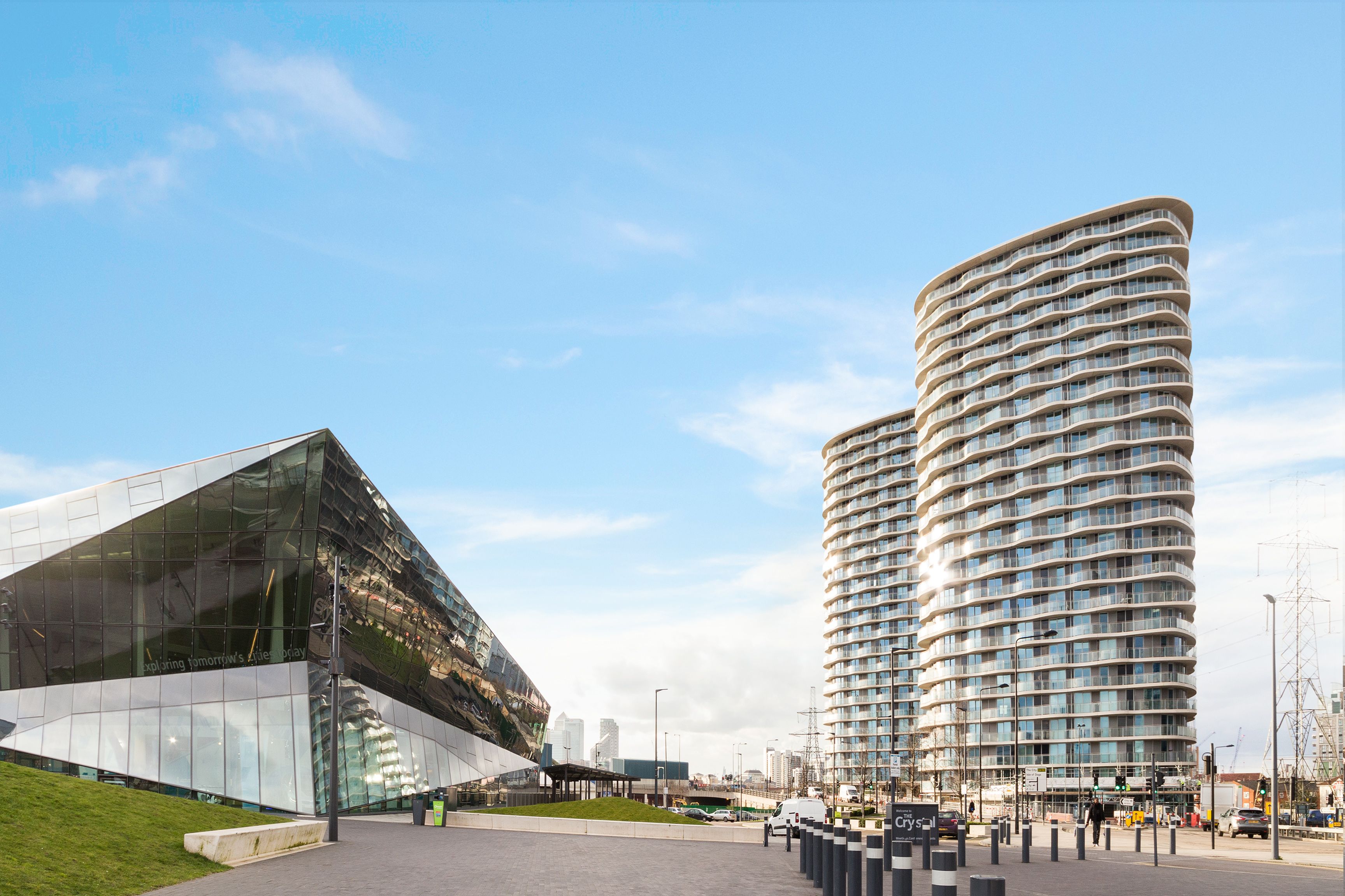 Hoola, E16 - Brand new apartments available overlooking the Royal Docks